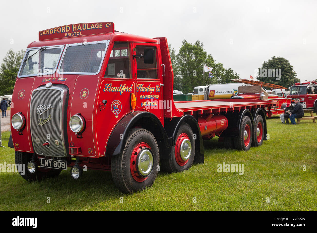 Vintage foden truck hi-res stock photography and images - Alamy