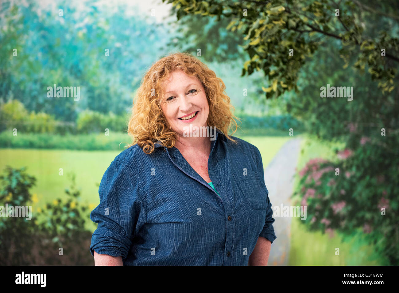Charlie Dimmock High Resolution Stock Photography and Images - Alamy