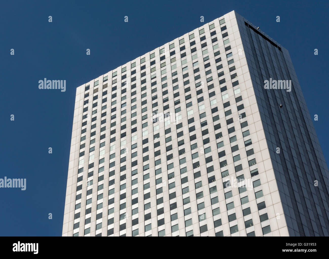 Sumitomo Building, Nishi-Shinjuku, Tokyo, Japan Stock Photo - Alamy