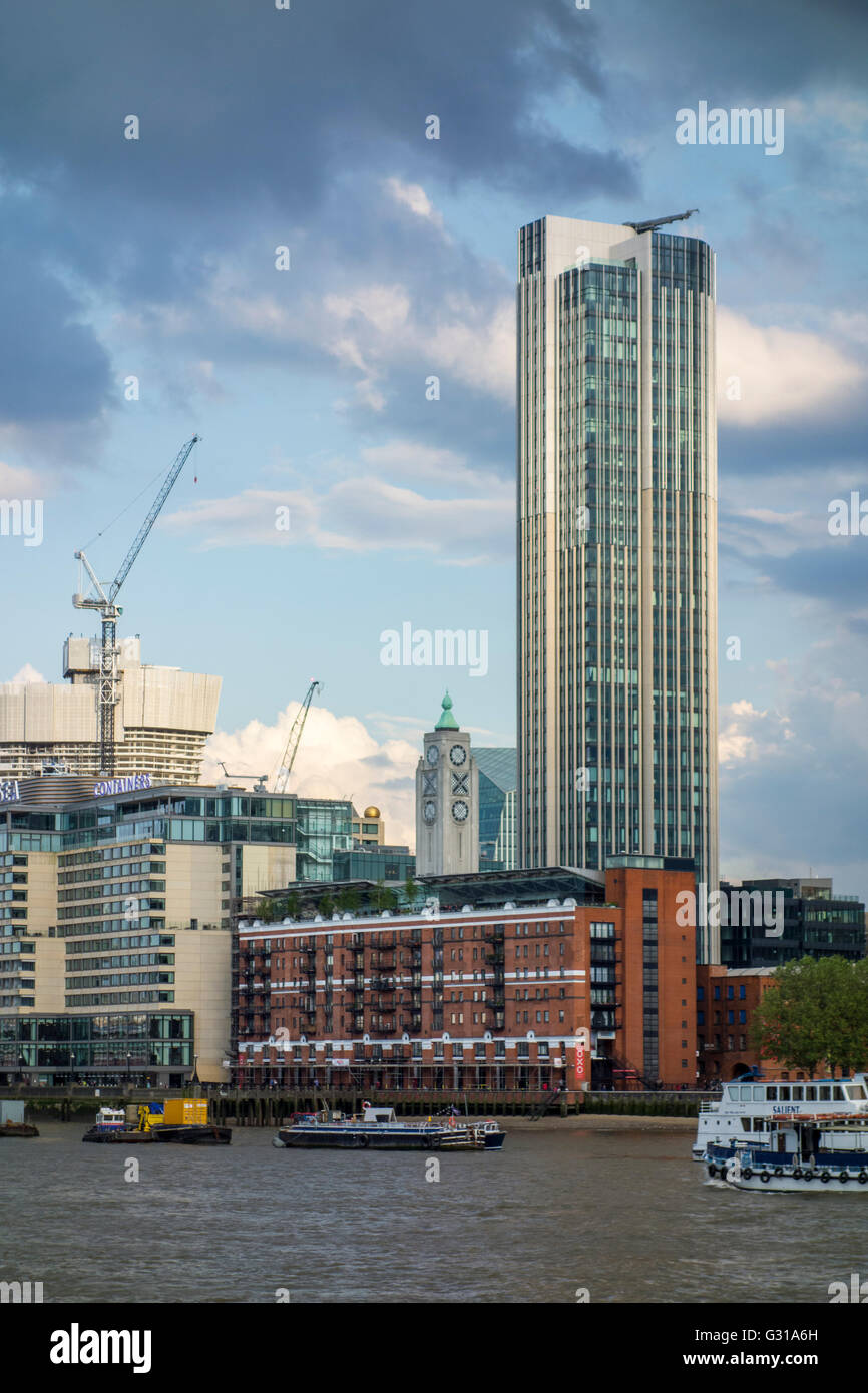 Kings reach tower hi-res stock photography and images - Alamy