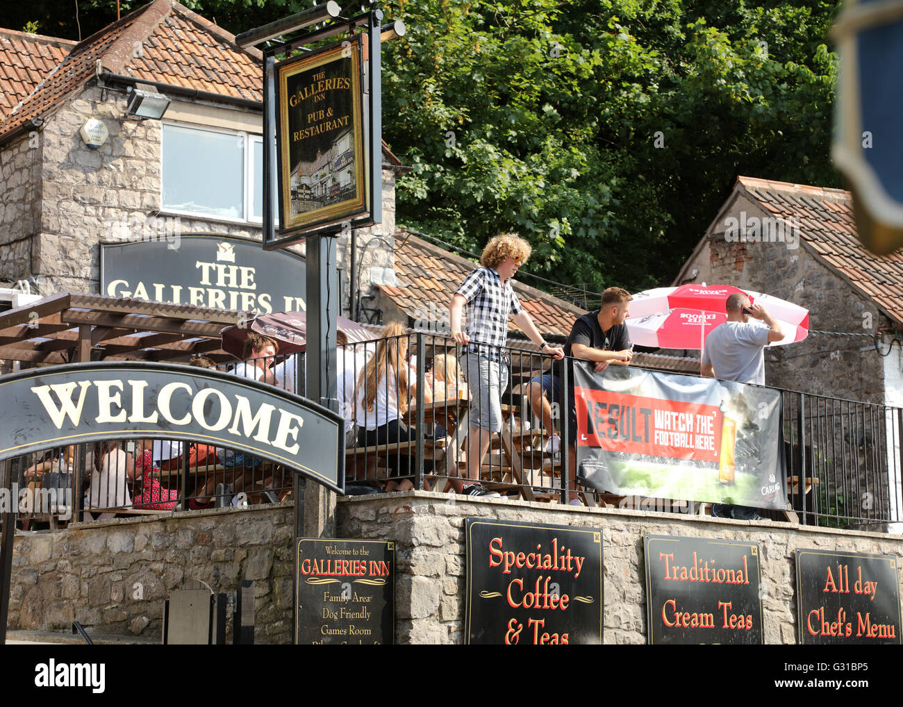 Well known pub hi-res stock photography and images - Alamy