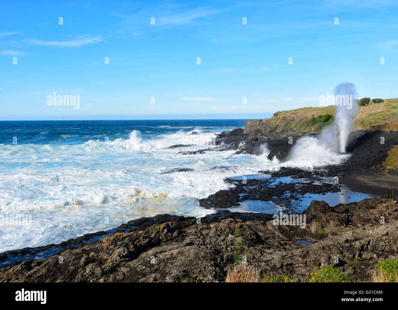 Kiama blowhole hi-res stock photography and images - Alamy