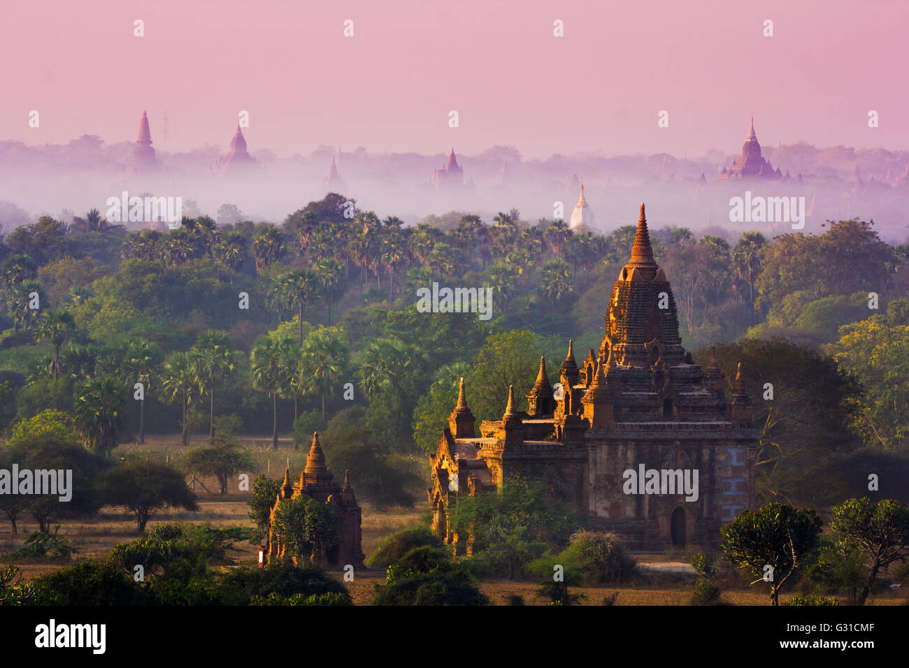 Myanmar mountain temples hi-res stock photography and images - Alamy