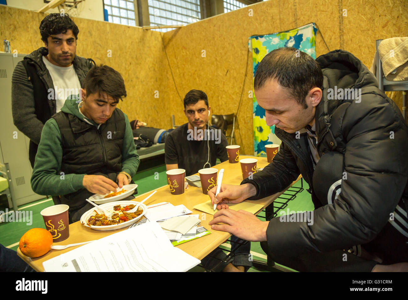 Afghan refugees germany hi-res stock photography and images - Alamy