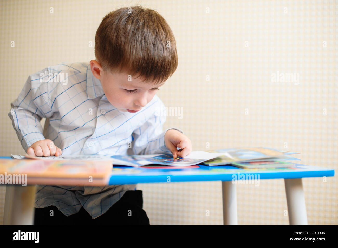 Boy studying desk hi-res stock photography and images - Alamy