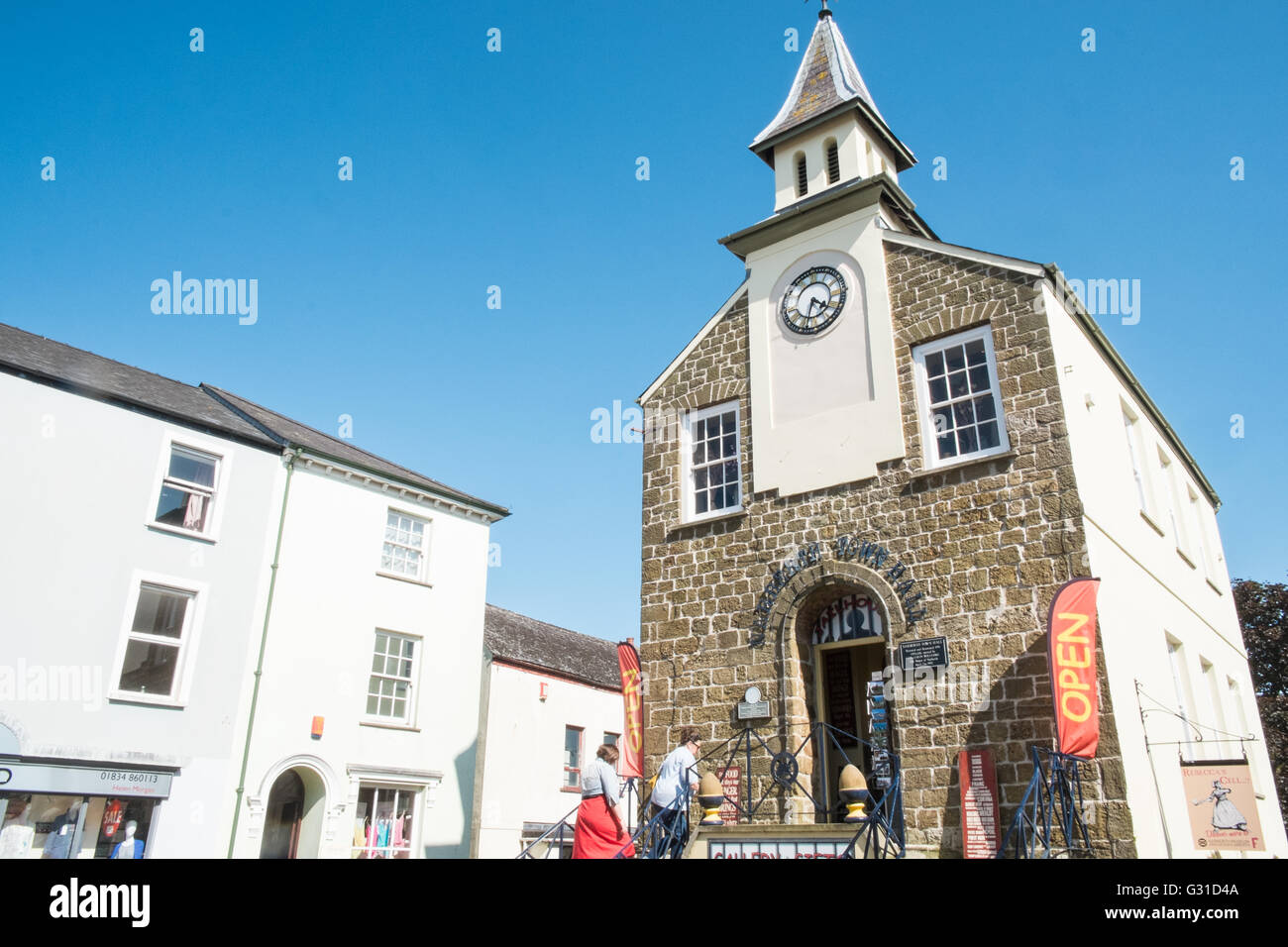 Narbeth town hi-res stock photography and images - Alamy