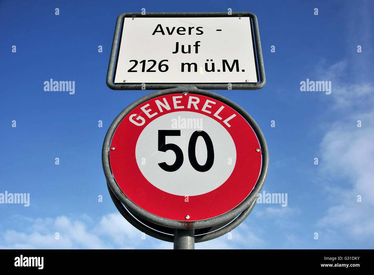 Maximum 50 speed limit sign hi-res stock photography and images - Alamy