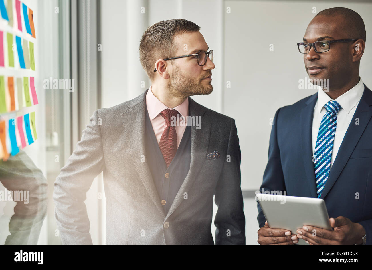 Serious discussion hi-res stock photography and images - Alamy