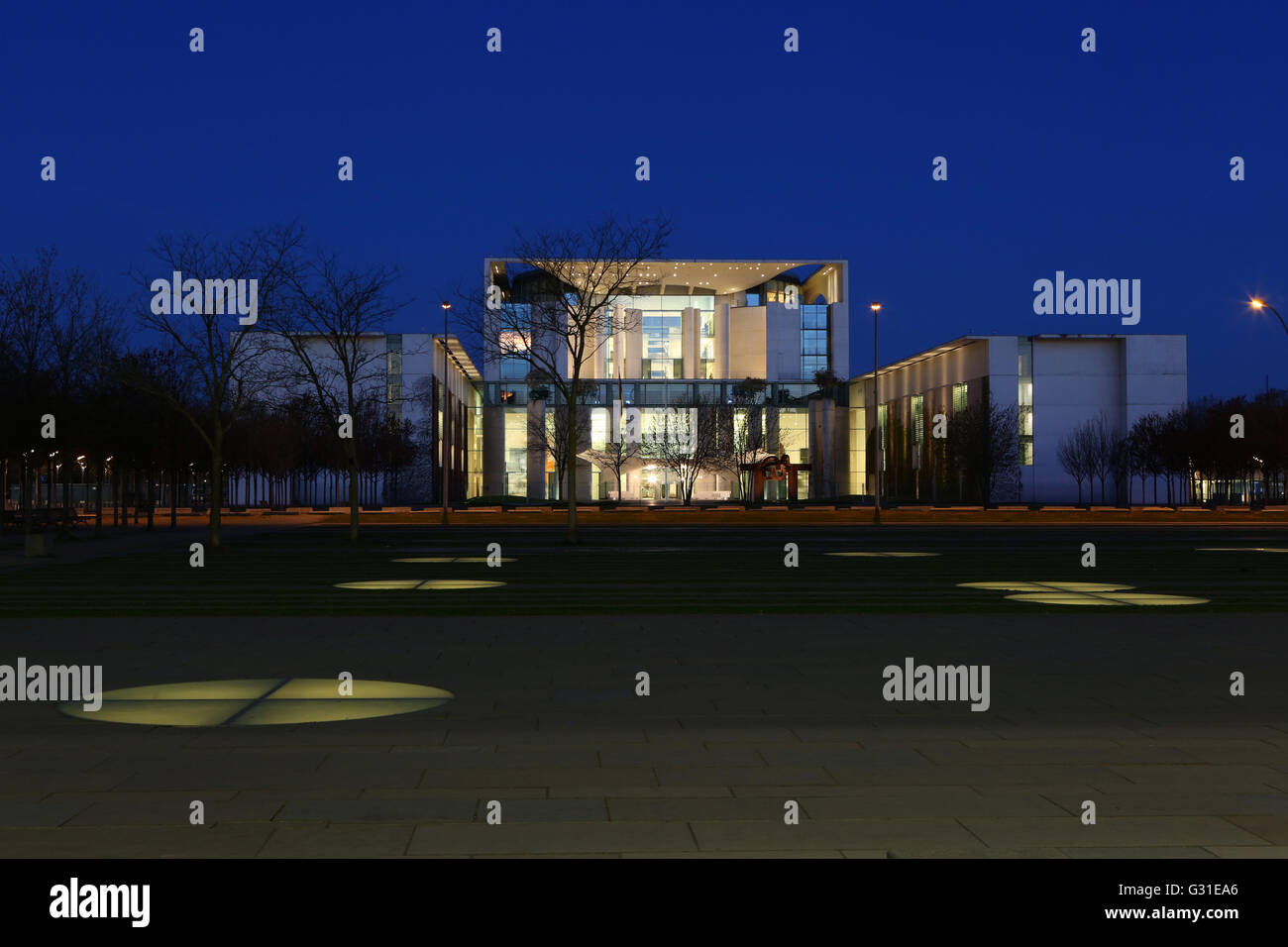 Berlin, Germany, the Federal Chancellery at dusk Stock Photo - Alamy