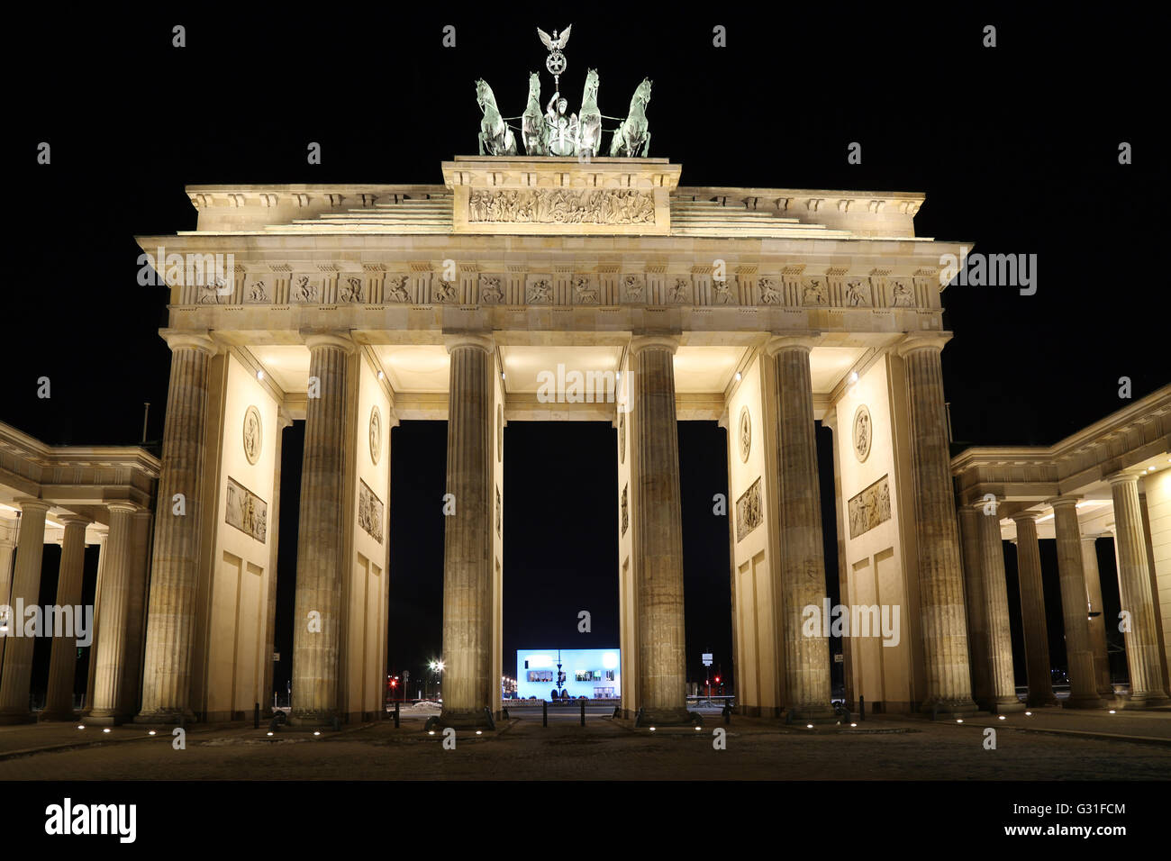 Berlin, Germany, the Brandenburg Gate at night Stock Photo - Alamy