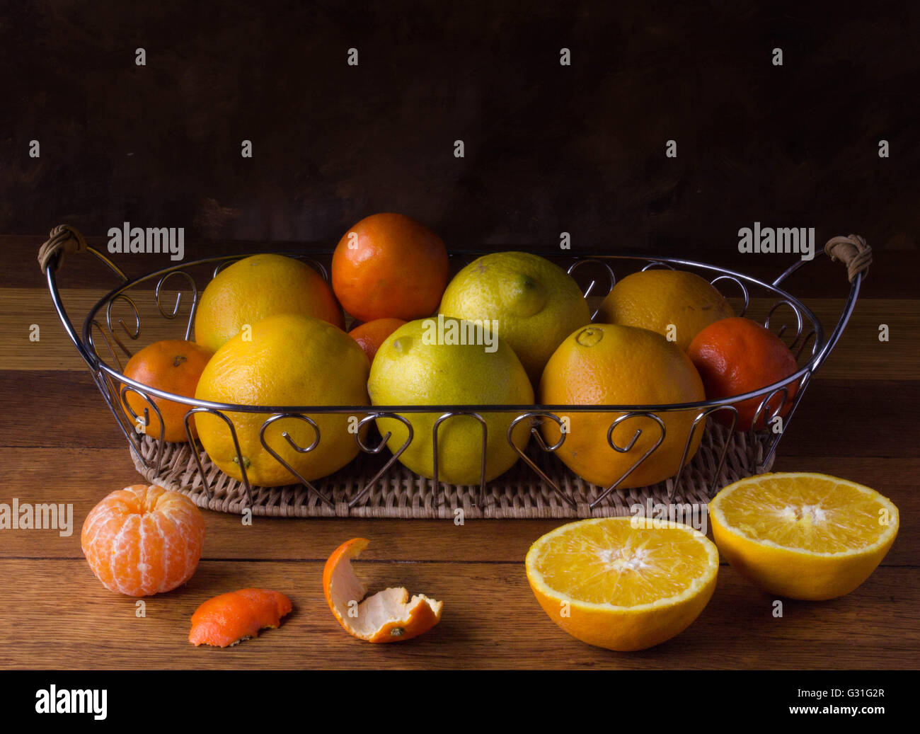 Orange still life hi-res stock photography and images - Alamy