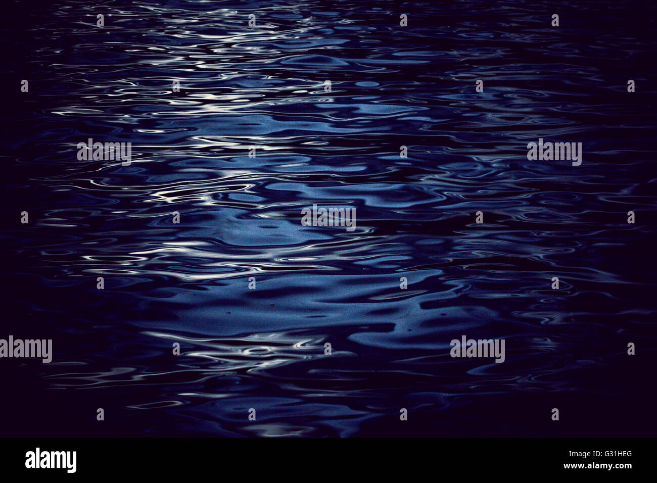 Watercolor transparent wave sea hi-res stock photography and images - Alamy
