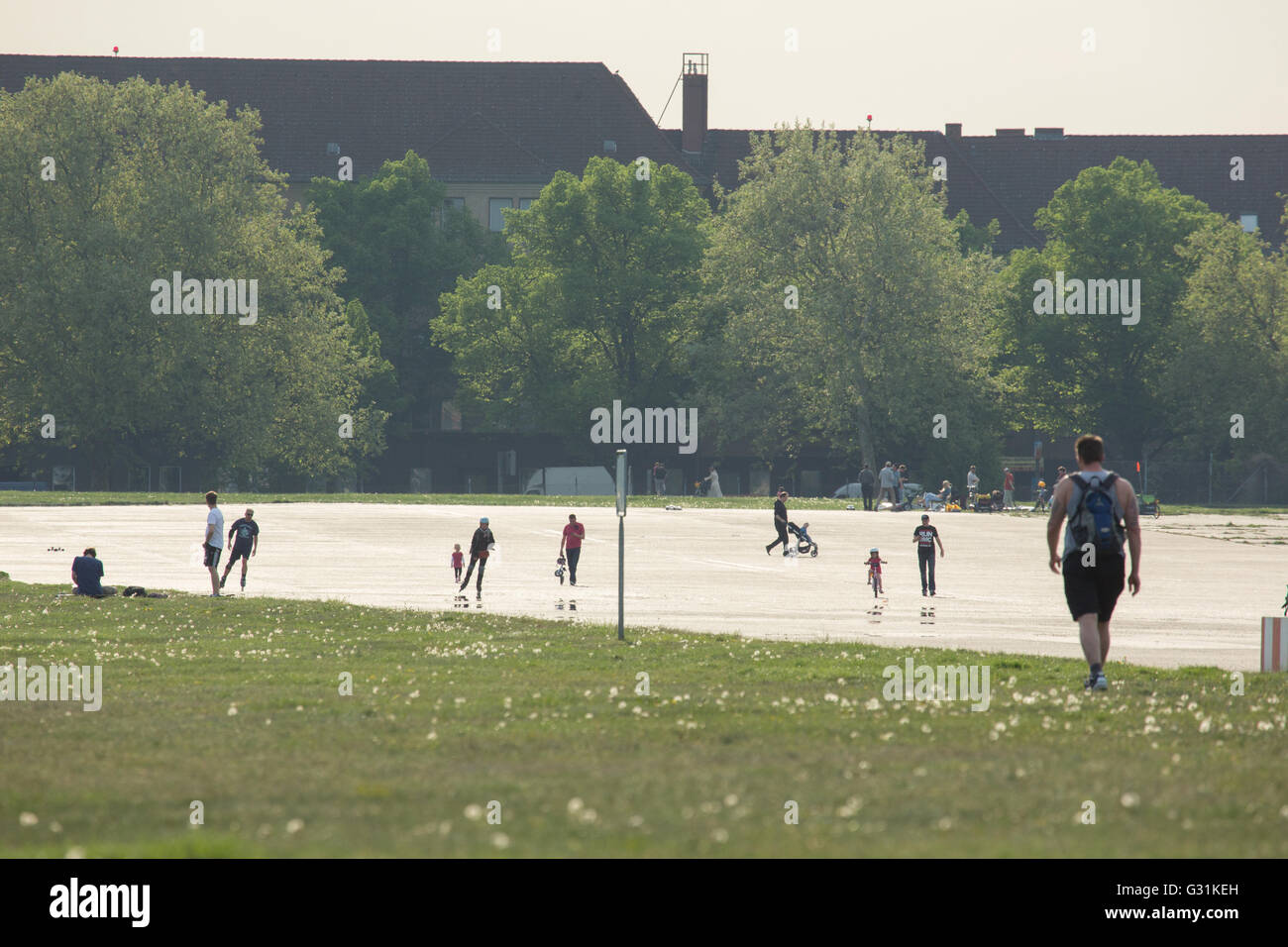 Berlin, Germany, people on the Tempelhof Field Stock Photo - Alamy