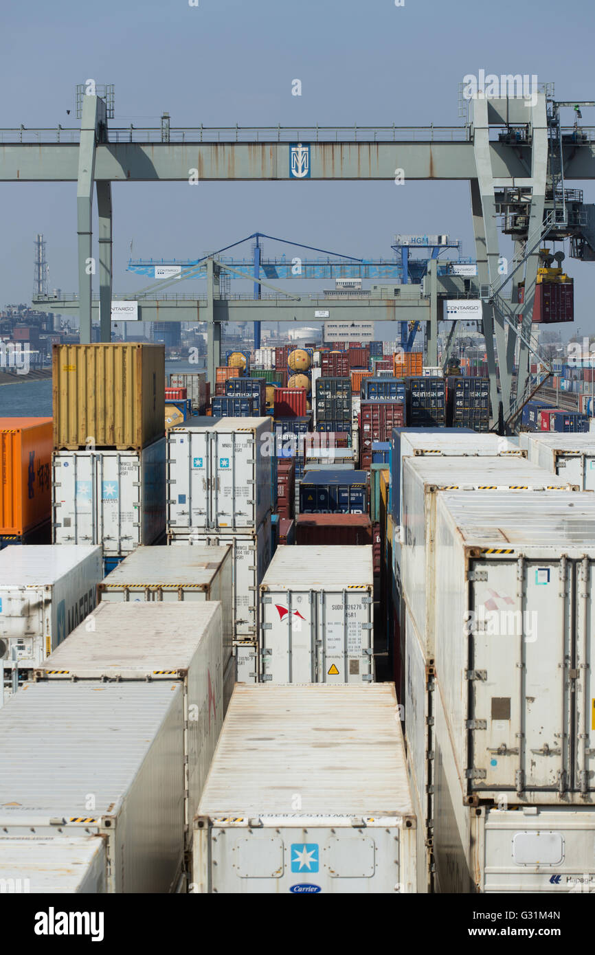 Mannheim, Germany, Container Terminal at the Mannheim harbor Stock ...