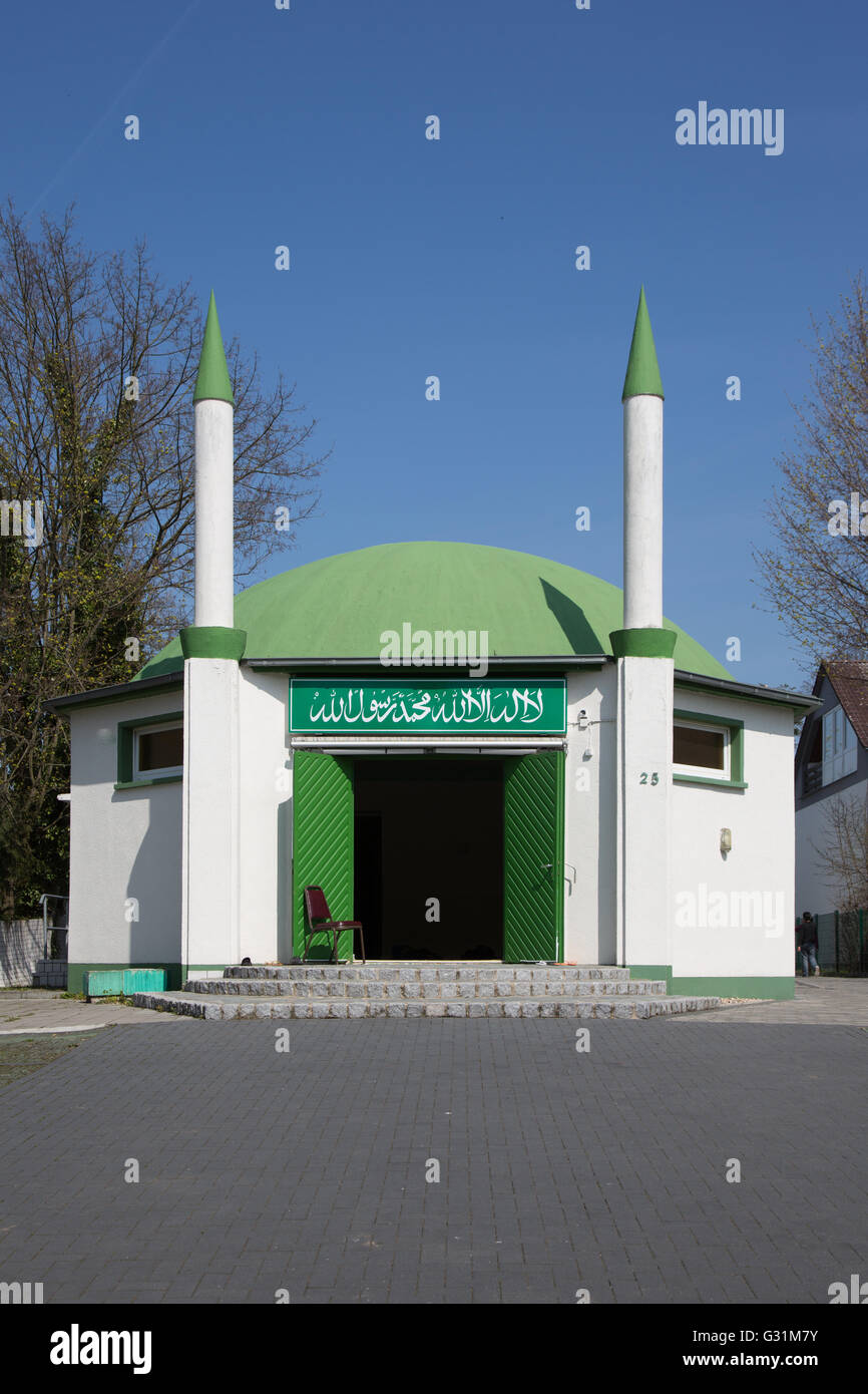 Ahmadiyya Mosque High Resolution Stock Photography and Images - Alamy