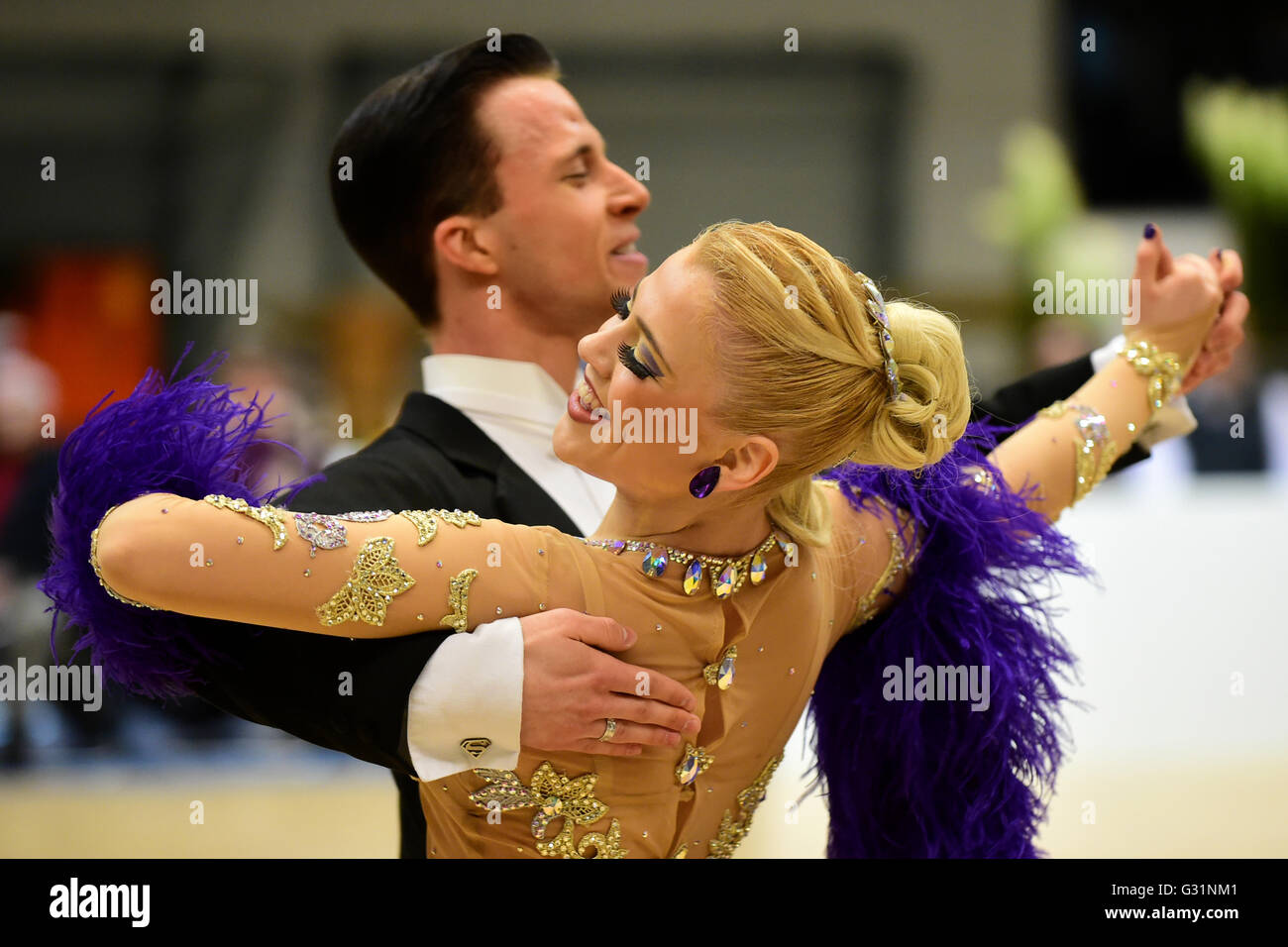 Formation dancing hi-res stock photography and images - Alamy