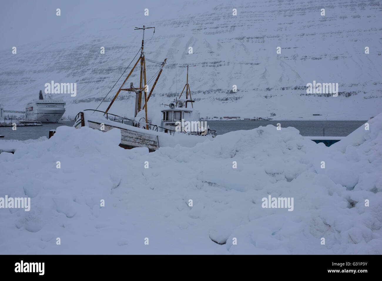 Fjord of the hearth, Iceland, ferry the Smyril Line in port Stock Photo ...