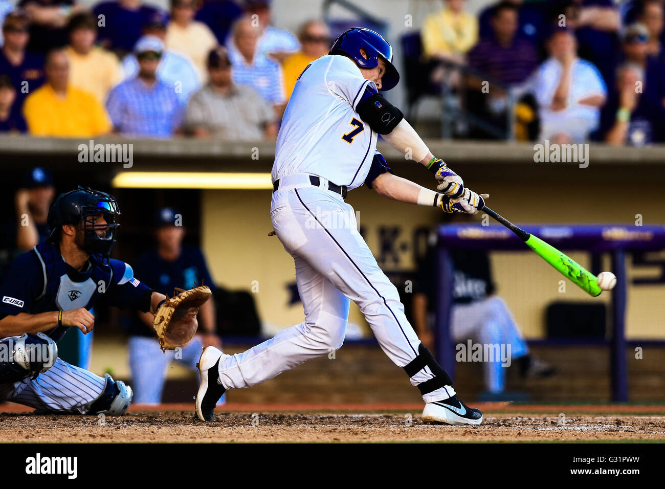 Baton Rouge, LA, USA. 05th June, 2016. LSU infielder Greg Deichmann (7 ...