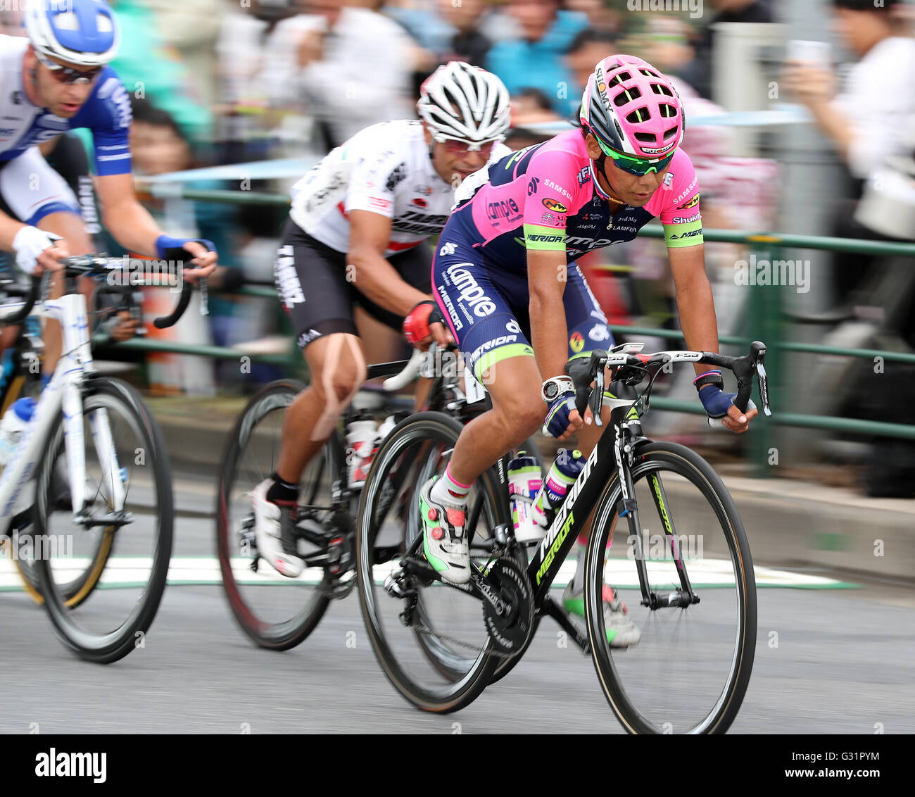 Japanese olympic cyclist hi-res stock photography and images - Alamy