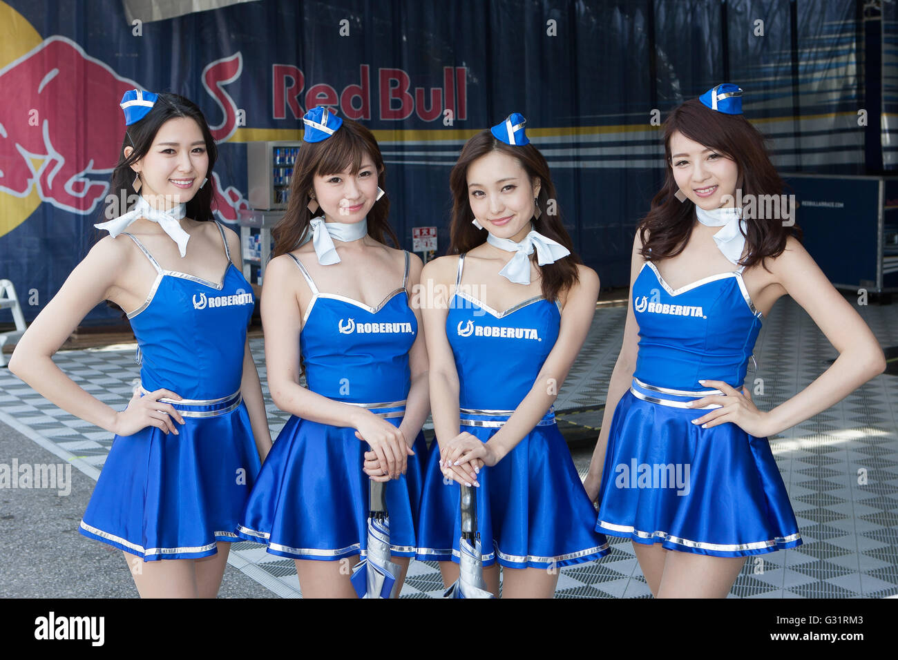 Red bull girls hi-res stock photography and images - Alamy