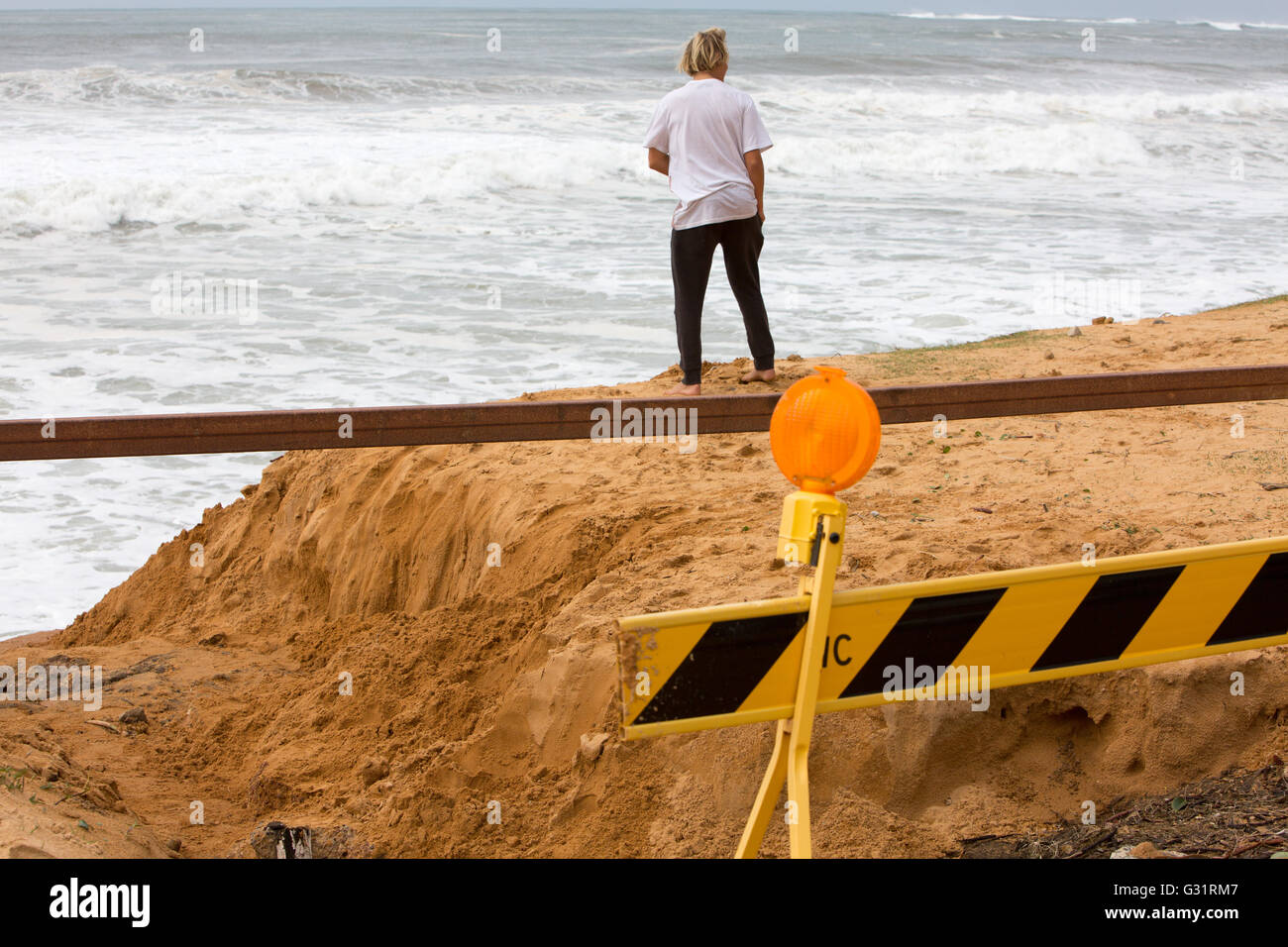 Hazard warning sydney beaches hi-res stock photography and images - Alamy