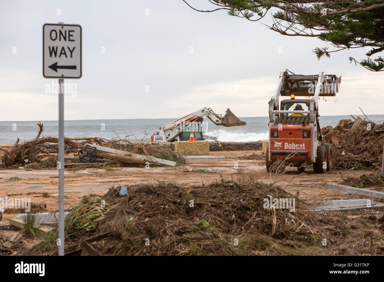 Beach cleanup australia hi-res stock photography and images - Alamy