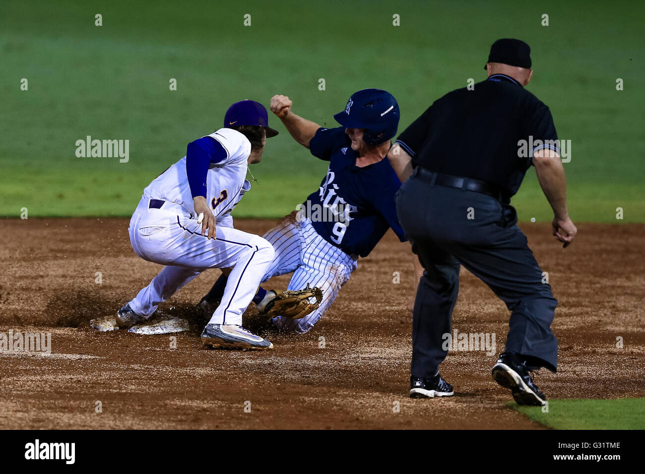 Baton Rouge, LA, USA. 05th June, 2016. Rice outfielder Dayne Wunderlich ...