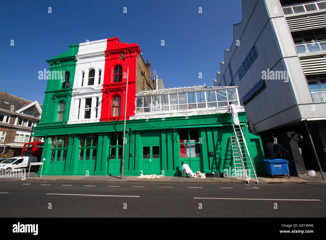 Italian colour scheme hi-res stock photography and images - Alamy