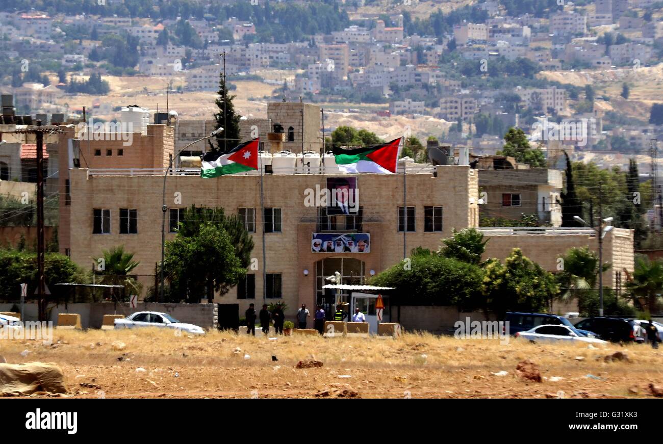 Amman. 6th June, 2016. Picture taken on June 6, 2016 shows people and ...