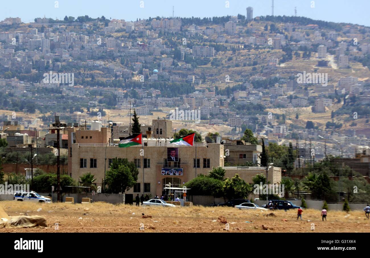 Amman. 6th June, 2016. Picture taken on June 6, 2016 shows people and ...