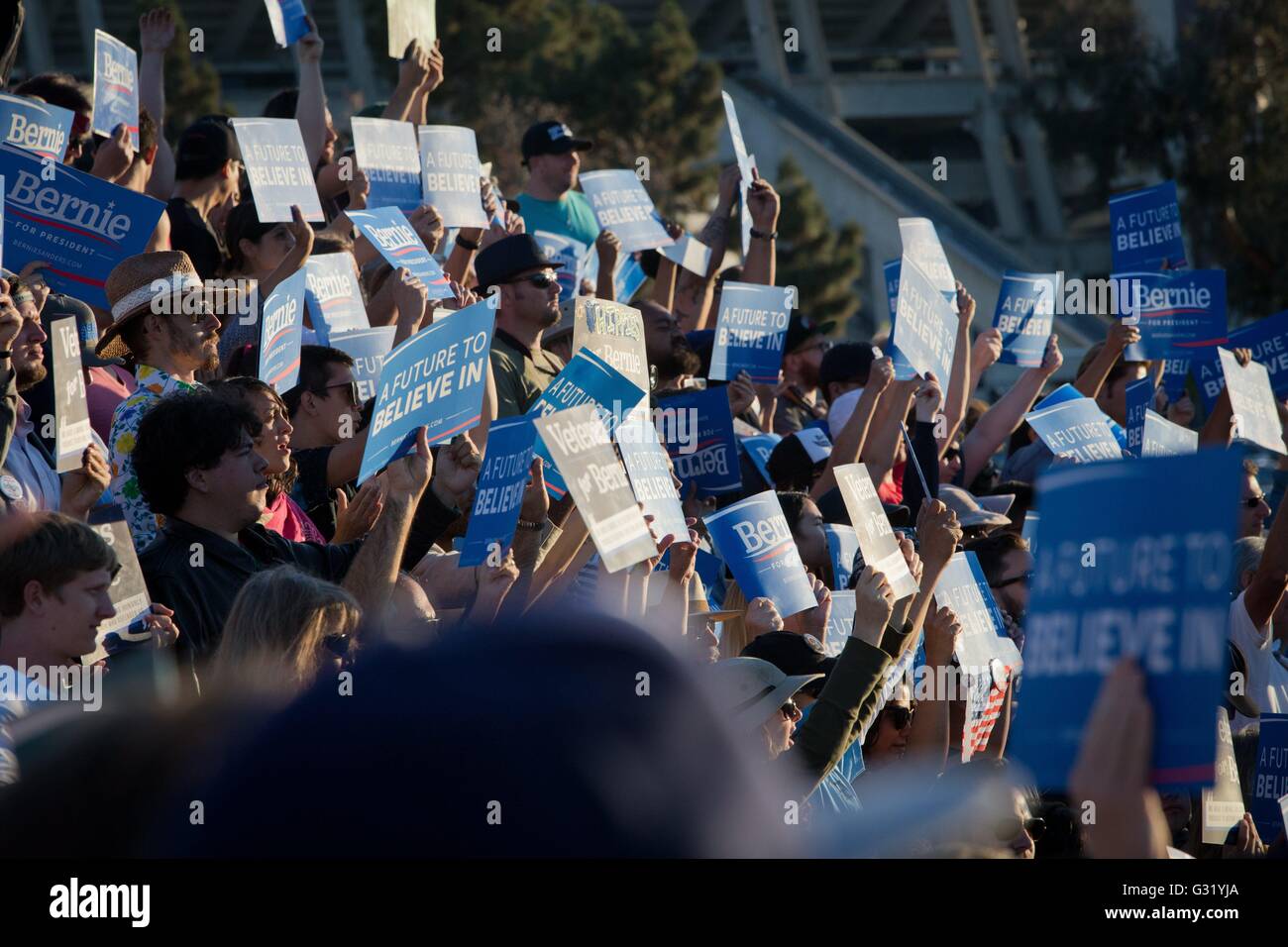 Bernie supporters with signs at the Bernie Sanders rally in San Diego ...