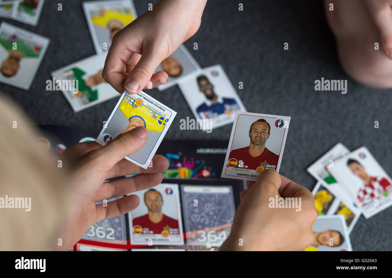 ILLUSTRATION - An illustration shows children exchanging two so-called ...