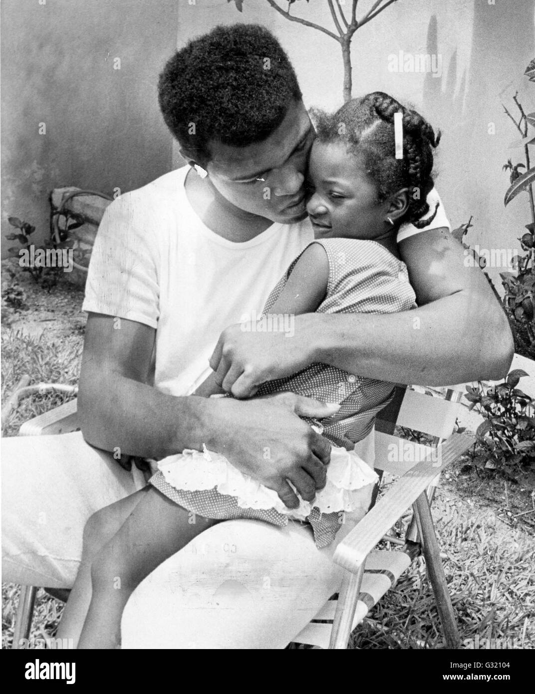 World heavyweight champ hi-res stock photography and images - Alamy