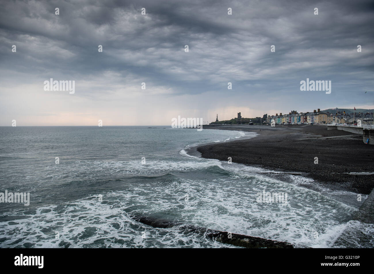 Aberystwyth Wales UK, Monday 06 June 2016 UK weather: After a very warm ...