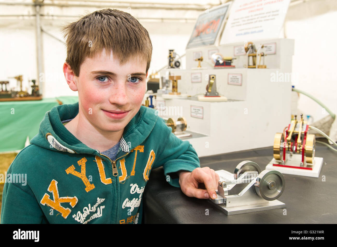 Finger operated engine hi-res stock photography and images - Alamy