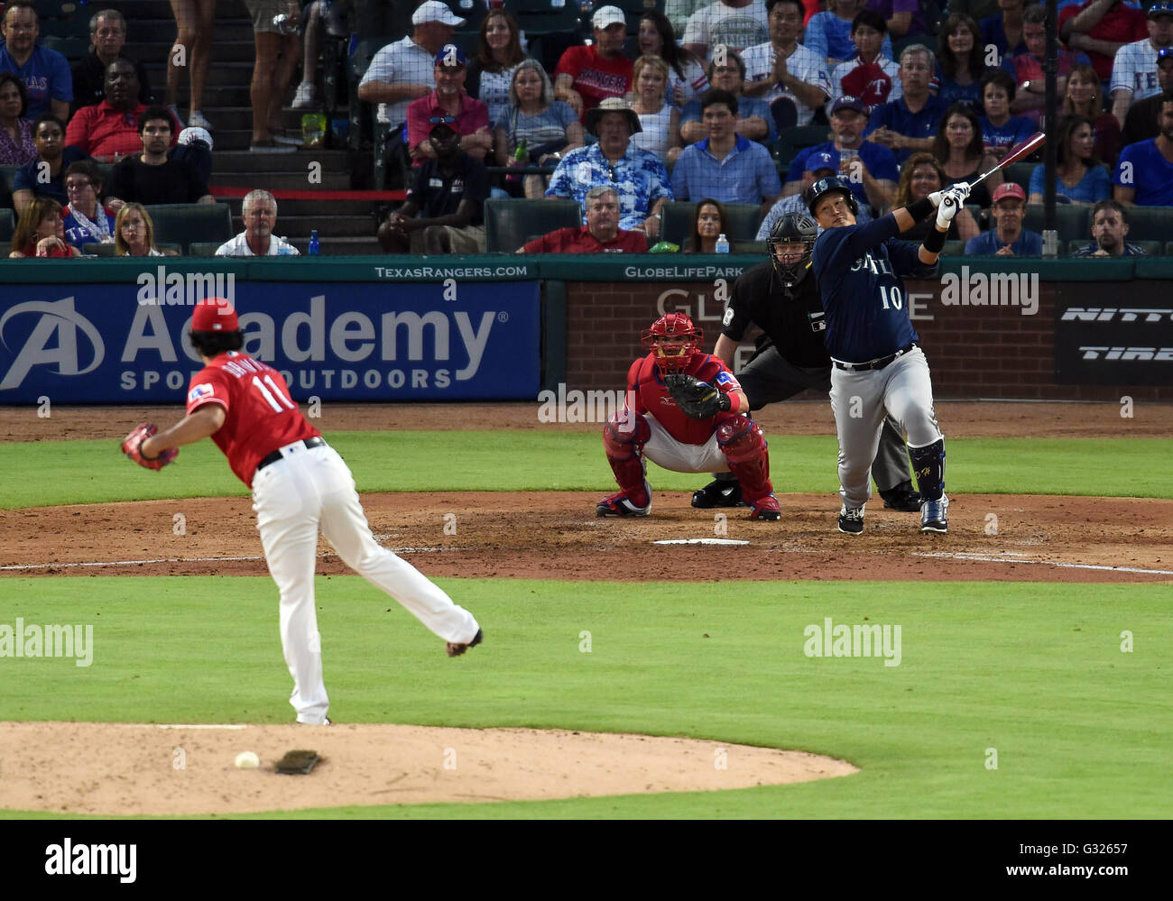 Arlington, USA. 3rd June, 2016. (F-B) Yu Darvish (Rangers), Lee Dae-Ho ...