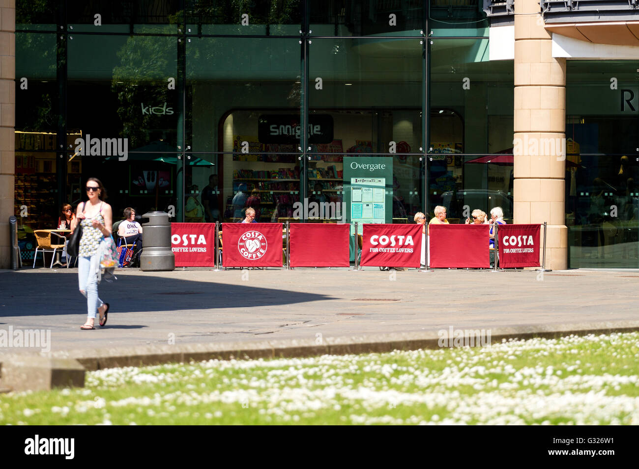 Overgate dundee hi-res stock photography and images - Alamy