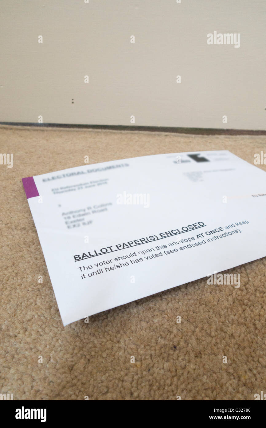 Spoiled ballot papers hi-res stock photography and images - Alamy