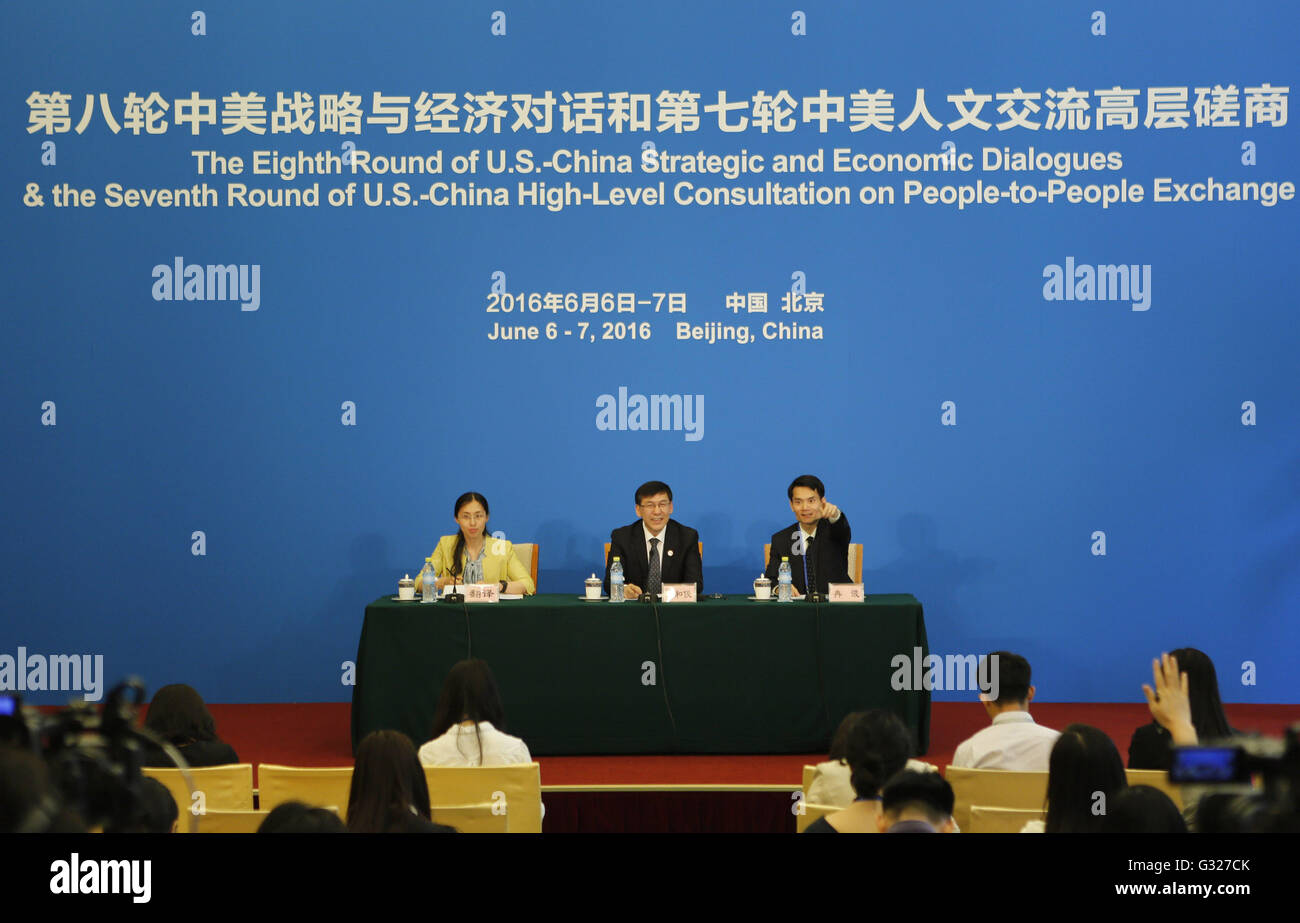 Hejun press hi-res stock photography and images - Alamy