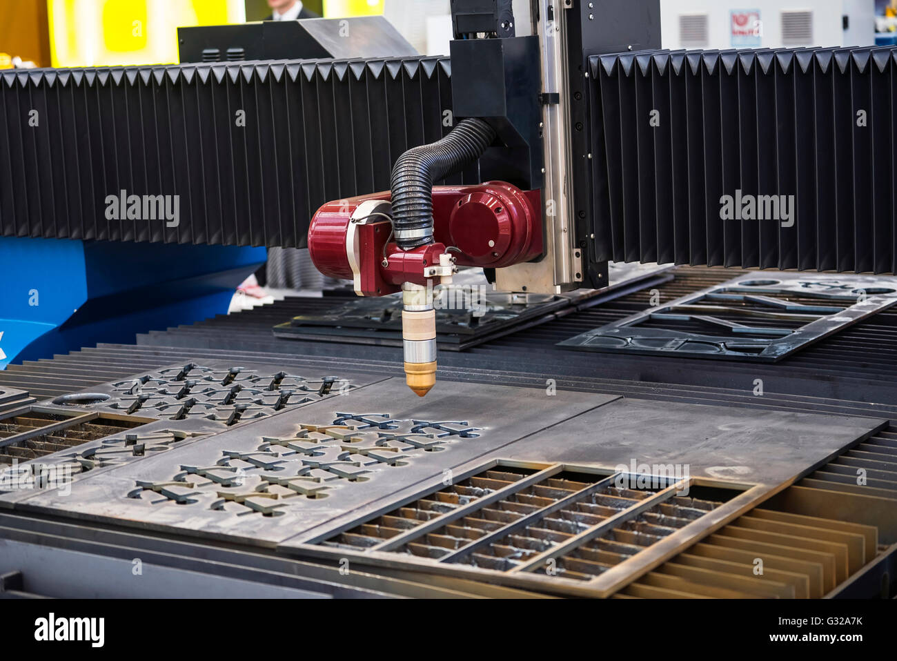 Co2 laser cutting machine hi-res stock photography and images - Alamy