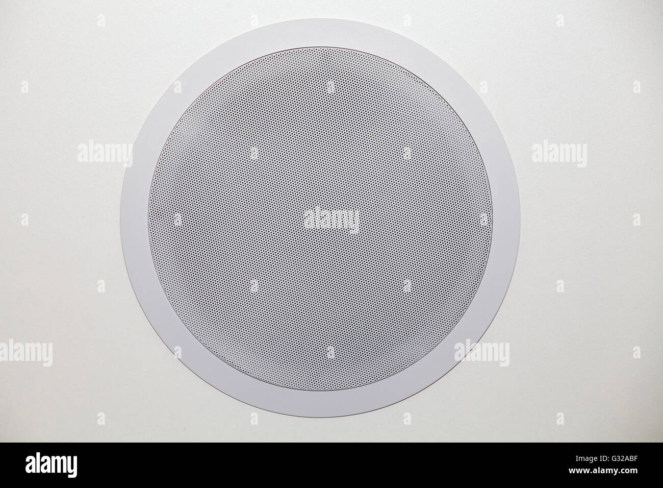 White background speaker hi-res stock photography and images - Alamy