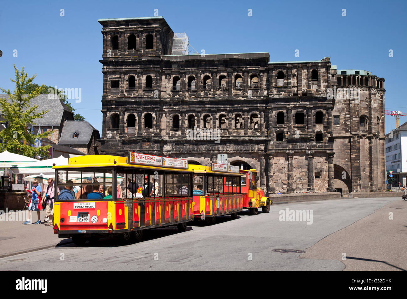 "Roemer Express" sightseeing train in front of the Porta Nigra, Roman ...