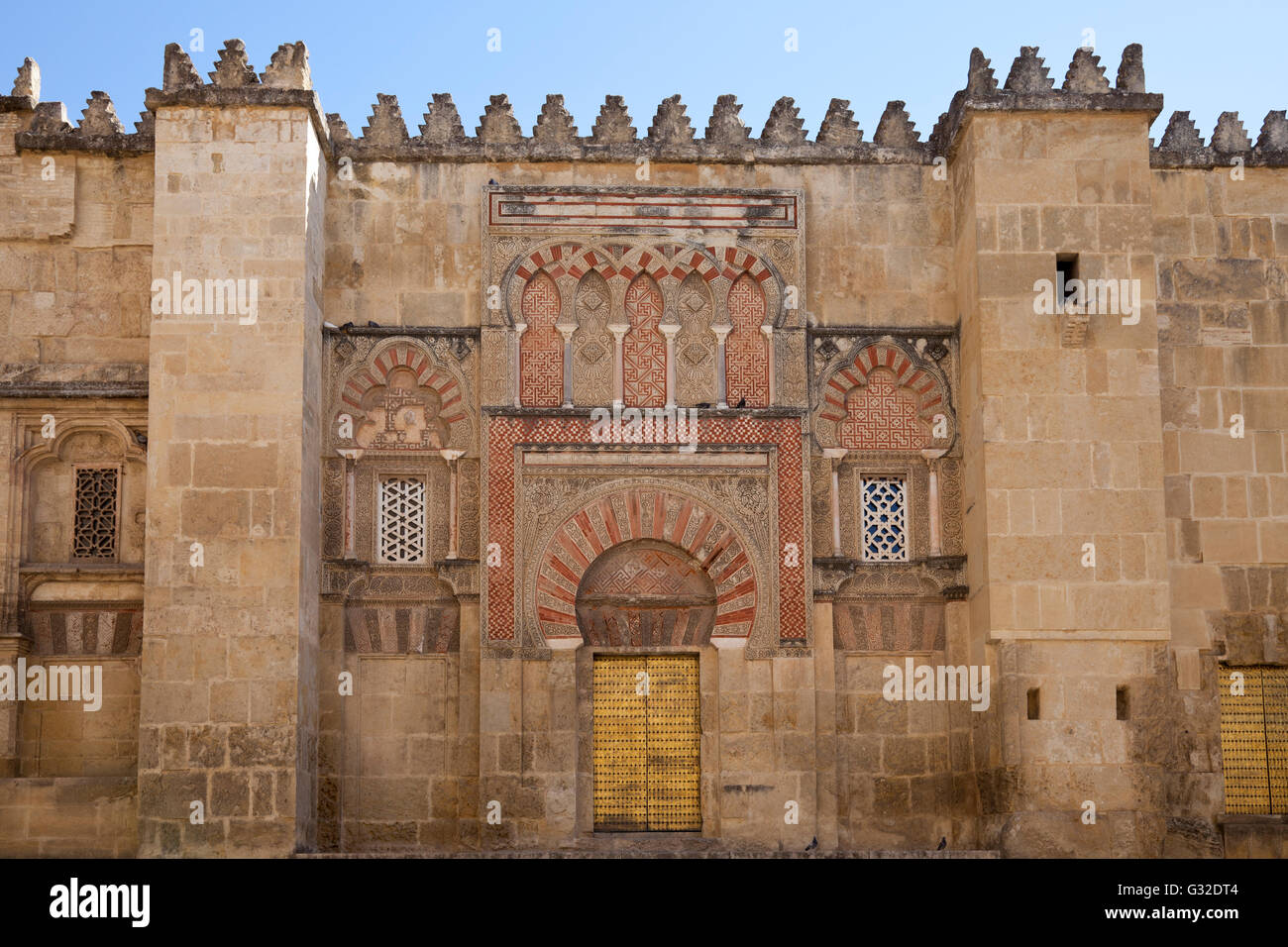 Elements of islamic architecture hi-res stock photography and images ...