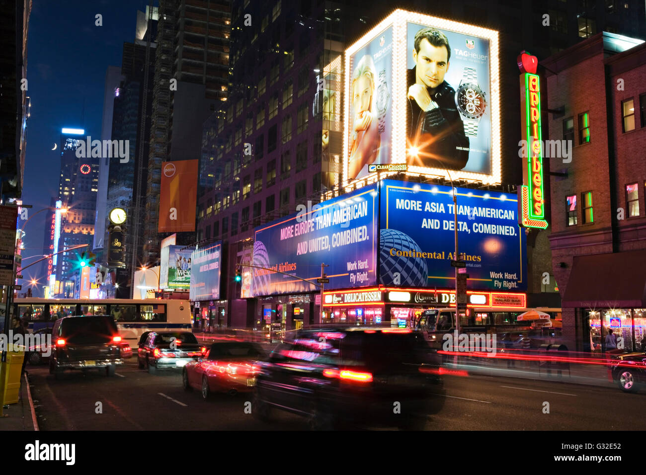 Manhattan night time hi-res stock photography and images - Alamy