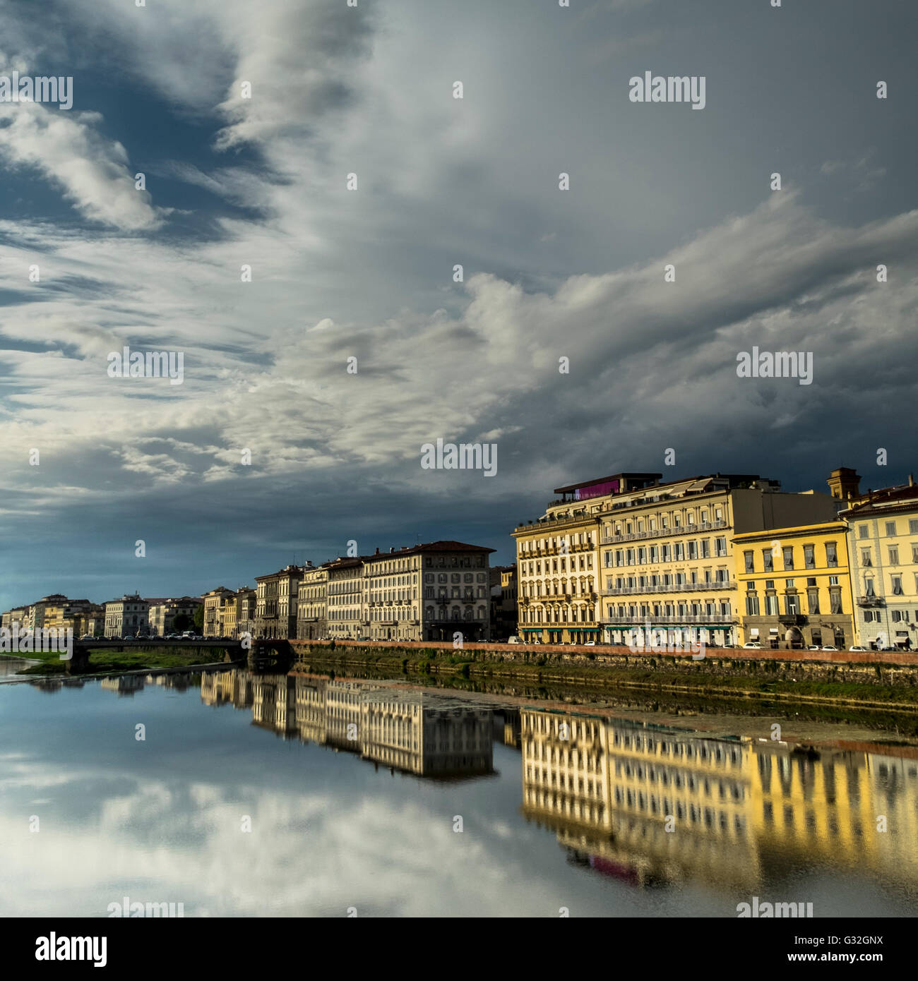 Fiume square hi-res stock photography and images - Alamy