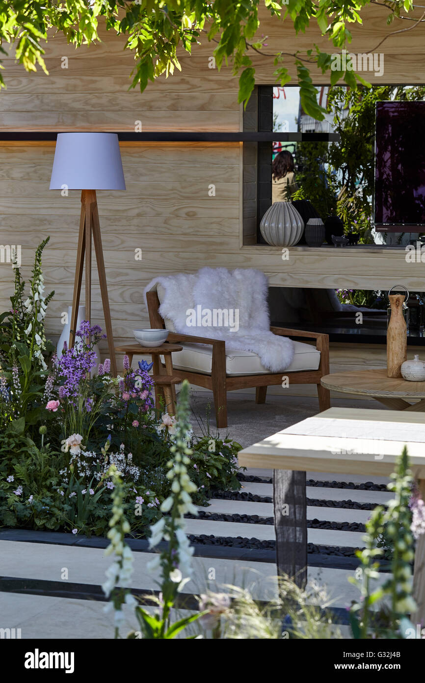 Chelsea Flower Show 2016 The LG Smart Garden Hay Joung Hwang Stock ...