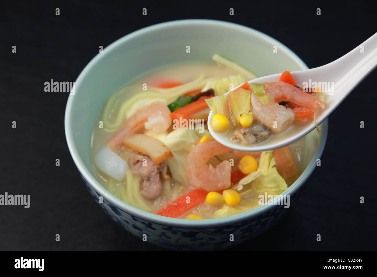 Champon, Chinese-Style Hotchpotch Stock Photo - Alamy