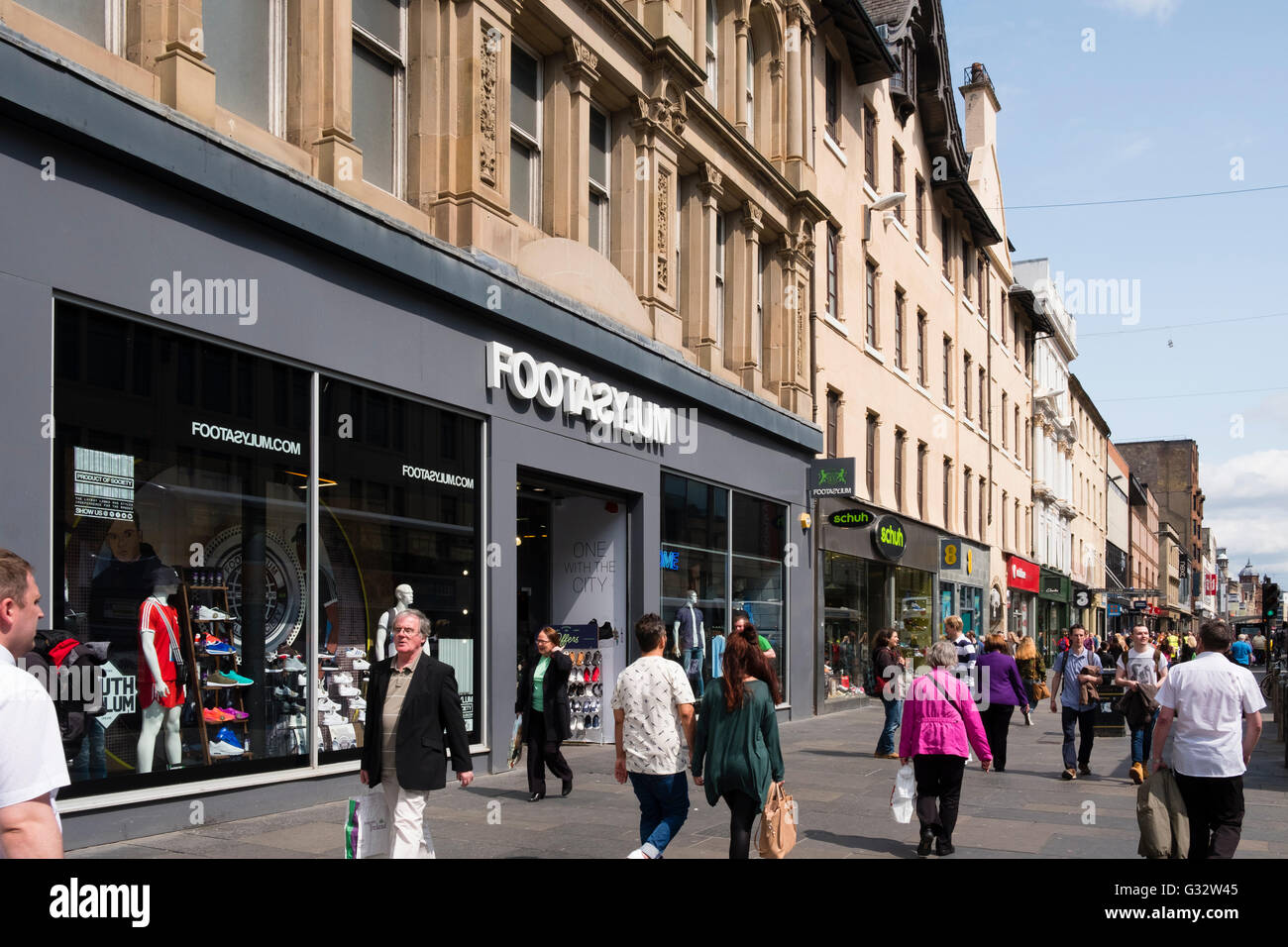 View of busy Argyll Street a popular shopping street in Glasgow ...
