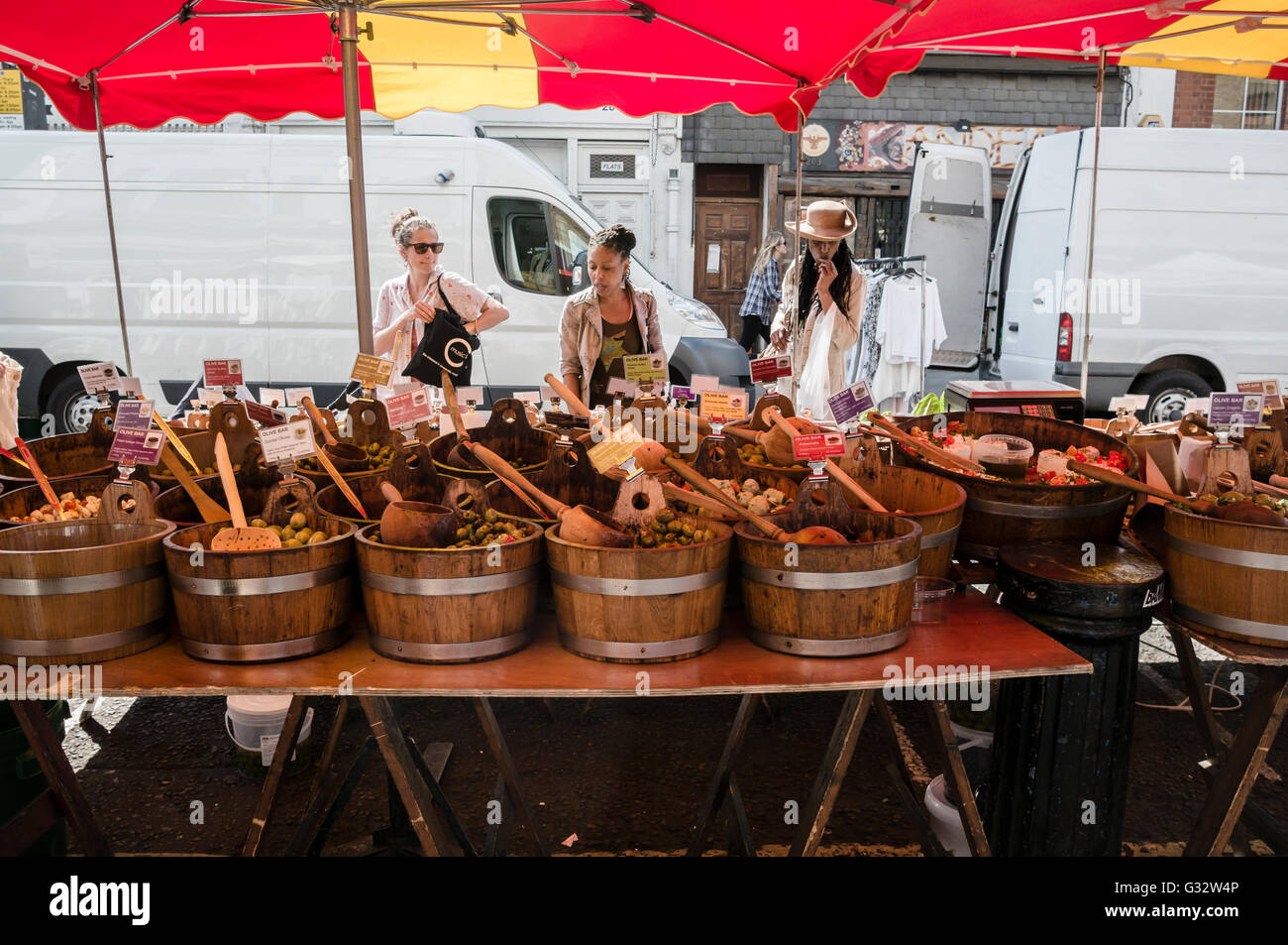 Delicatessen tradition hi-res stock photography and images - Alamy