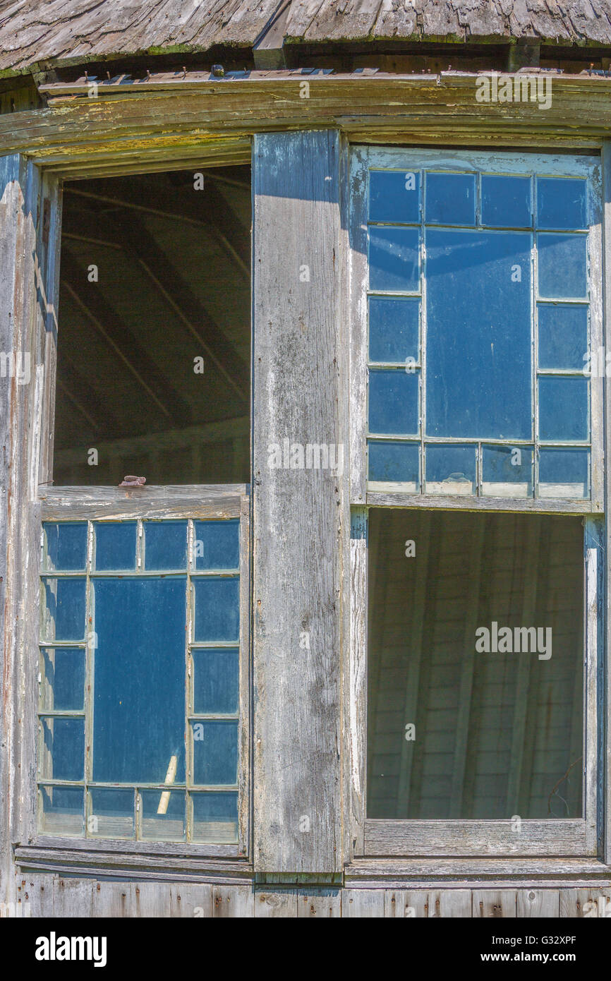 old windows in a dilapidated house Stock Photo - Alamy